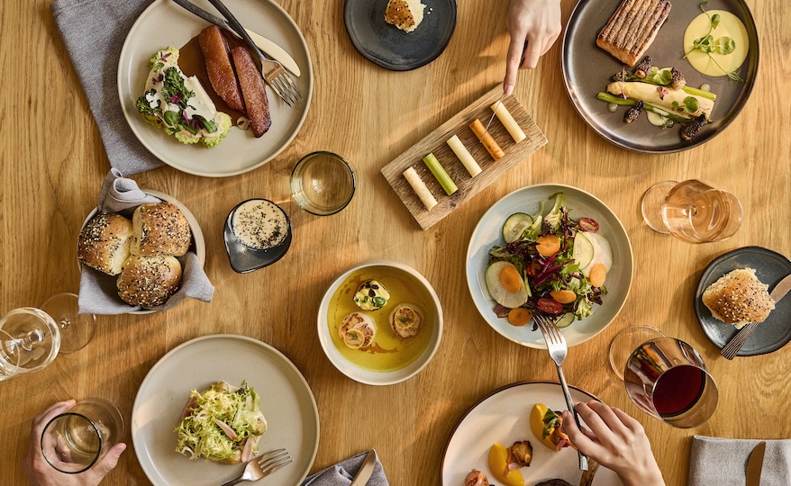 Seasonal Dining and Culinary Experiences | The Lodge at Blue Sky