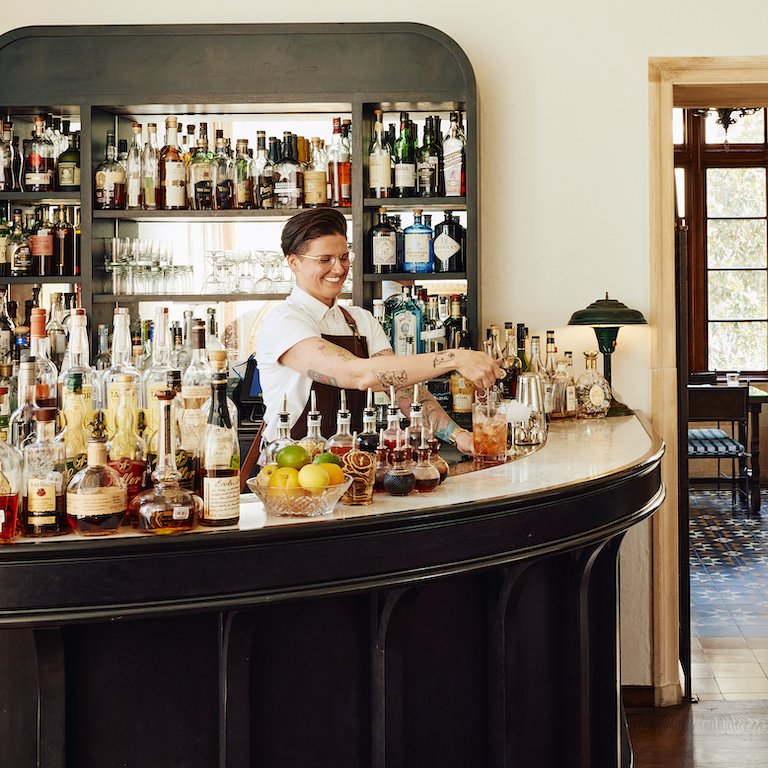 Dine at Commodore Perry Estate | Fine Dining Restaurant in Austin
