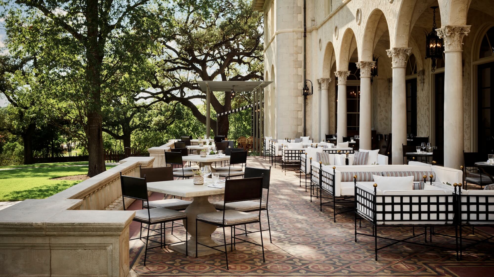 View Photos of Commodore Perry Estate | Austin, Texas Resort
