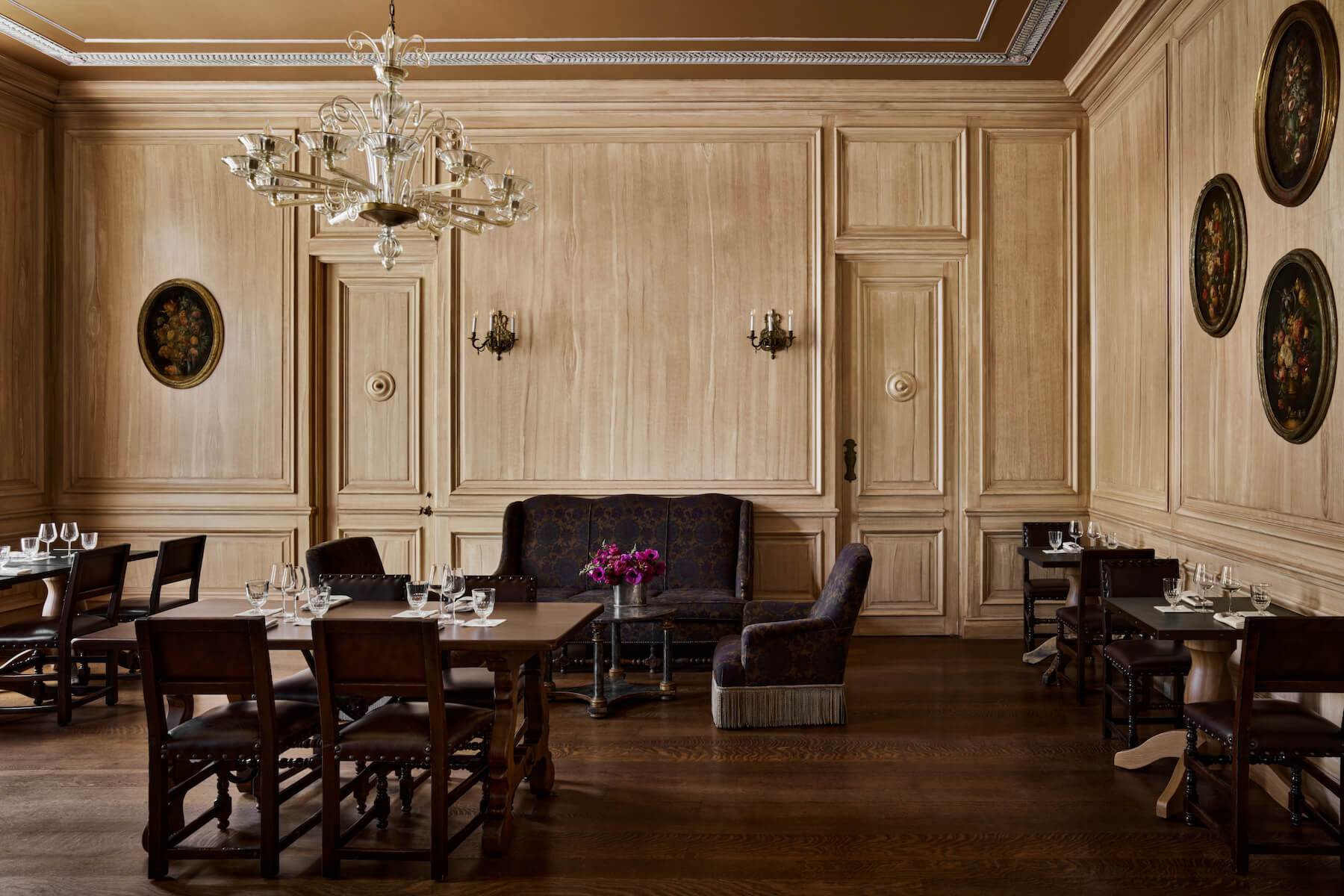 Mansion Dining Room - Gallery | Commodore Perry Estate
