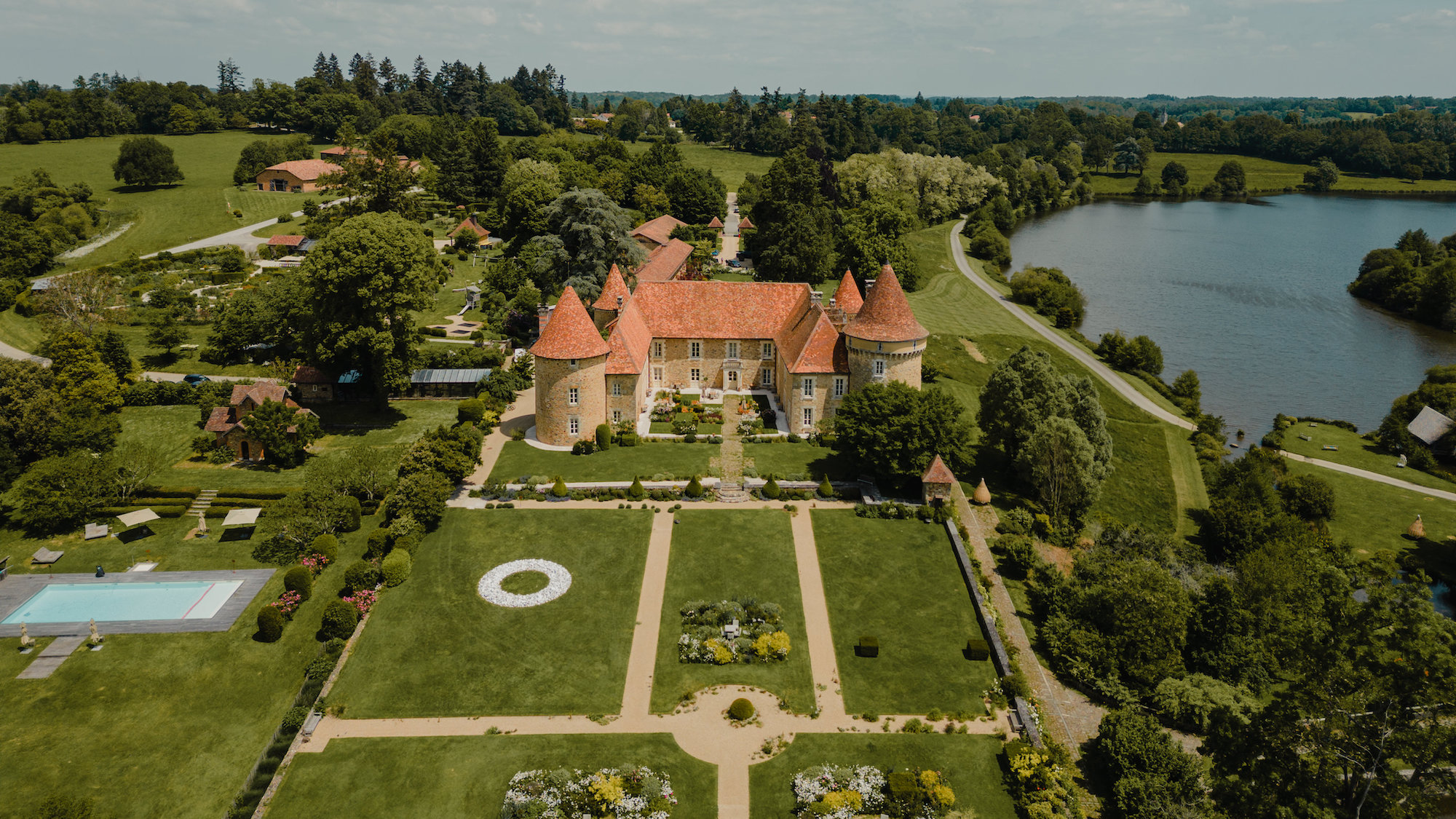 Luxury Countryside Resort & Spa in France | Domaine Des Etangs
