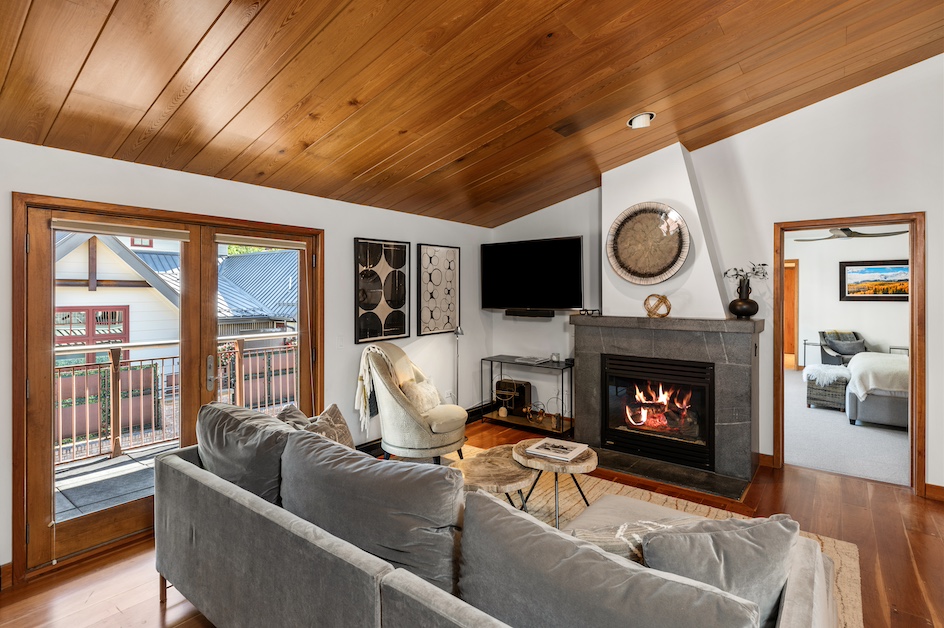 Riverside Residence A15 Stay - Element52 Resort in Telluride, CO