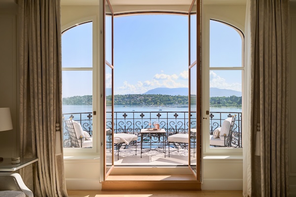 The Woodward Luxury Lakefront Hotel in Geneva, Switzerland | Auberge ...